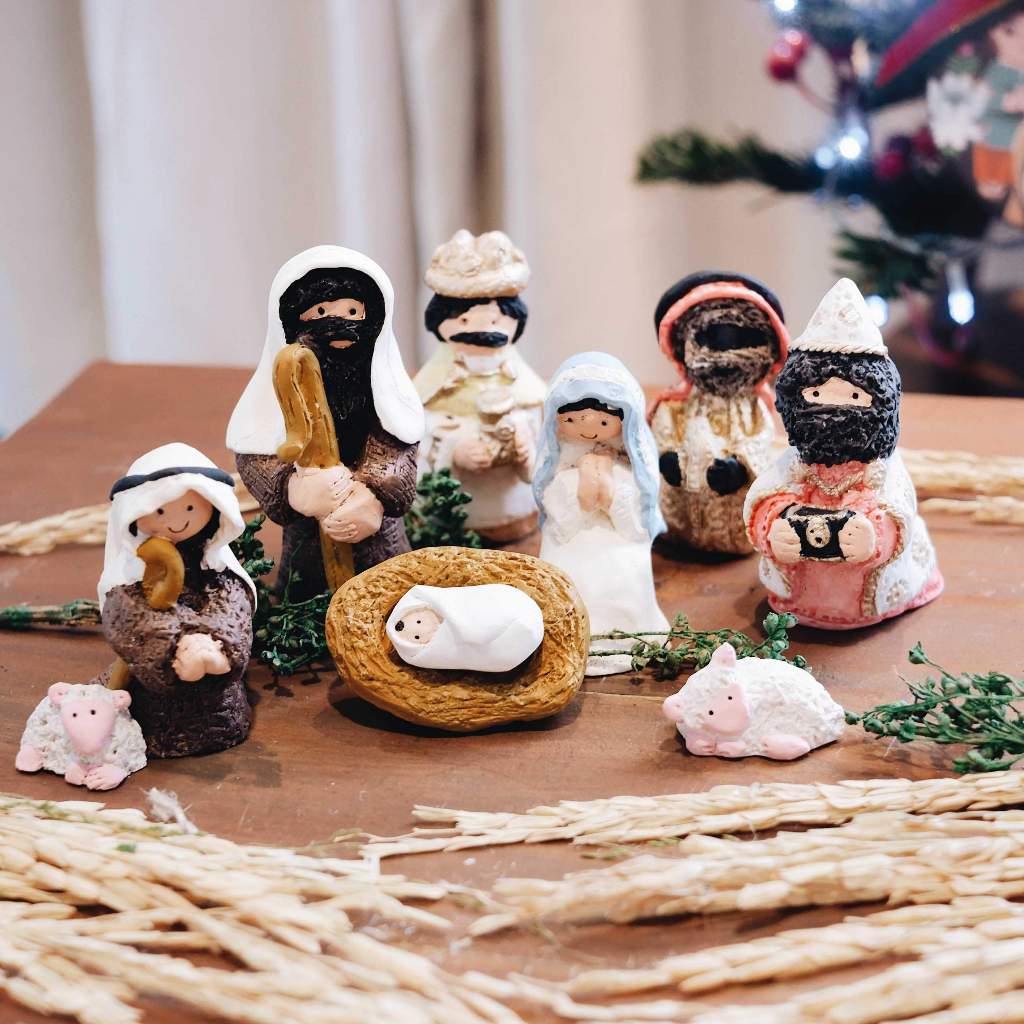 Papemelroti Resin Nativity Set | Belen Holy Family | Christmas Gift ...