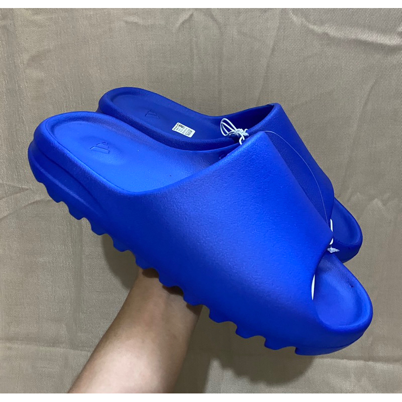 YEEZY SLIDES ROUGH TEXTURED VERSION 2 ( NEW COLORS ) | Shopee Philippines
