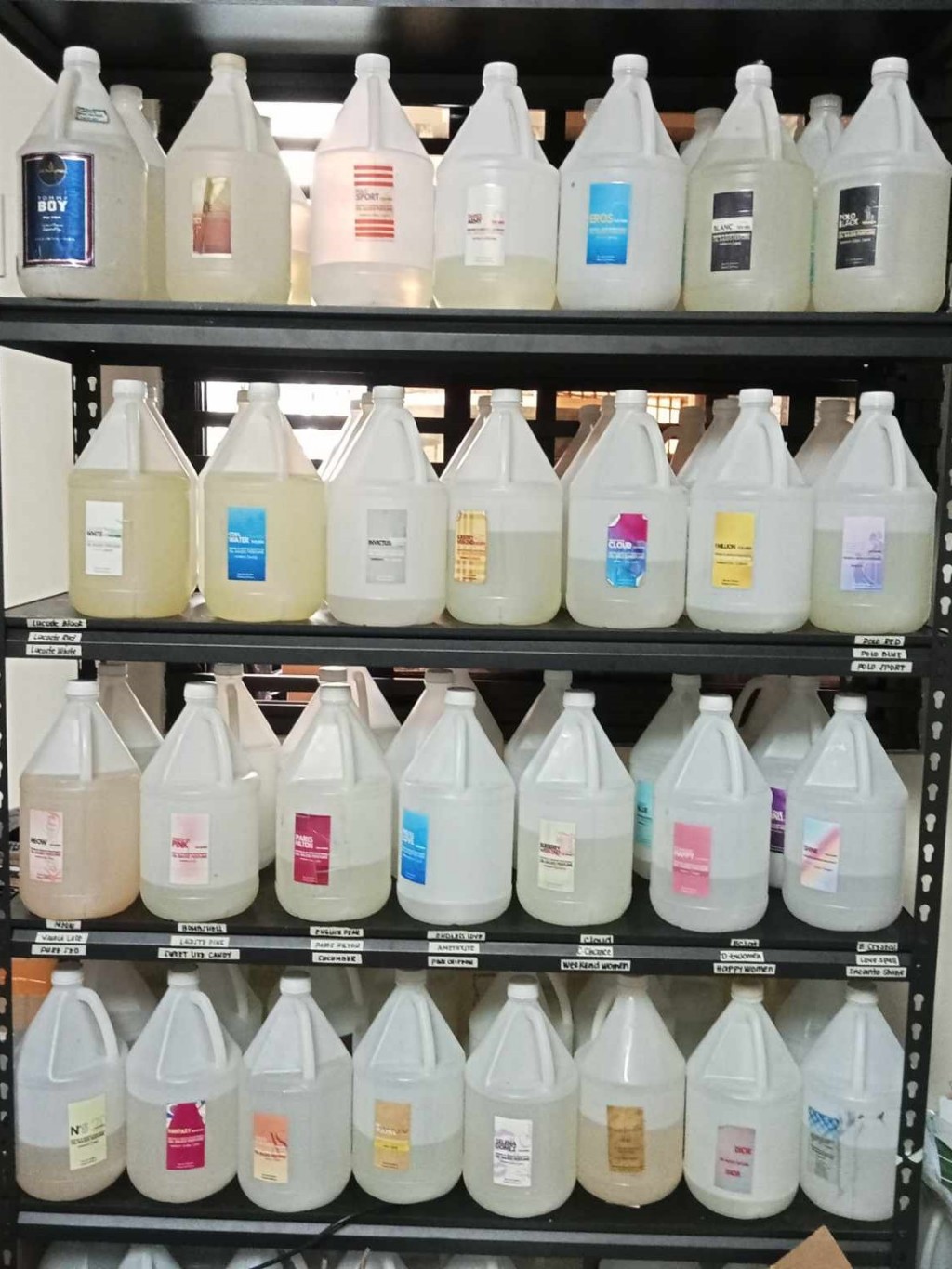 DISCOUNTED PRICE 26% 85ml Oil-Based Perfume Checkout 15pcs.+1FREE ...