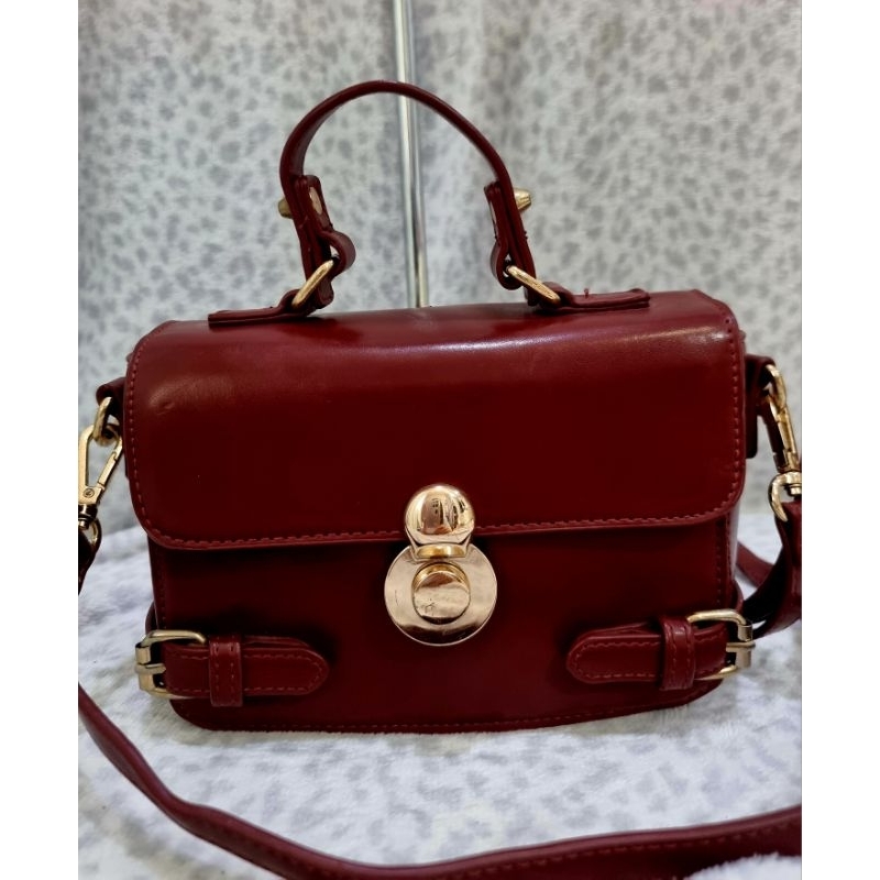 DUSTO CAMBODIA CODED RED MAROON LEATHER SLING BAG | Shopee Philippines
