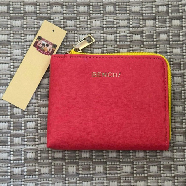 Brand New Tri-Fold Wallet / Brand New Auth Bench Zip Wallet | Shopee ...