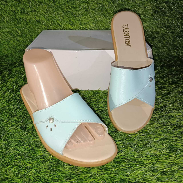 Onhand New Arrival Fashionable Classic Platform Sandals for Women Bakya ...