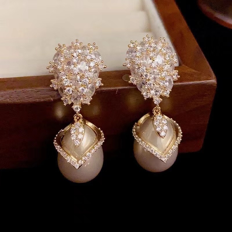 New style Zircon Pearl Women's Studs Earrings Exquisite Ornament French ...