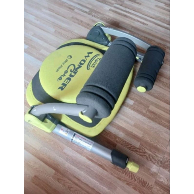 Affordable wonder core twist (Like new) | Shopee Philippines