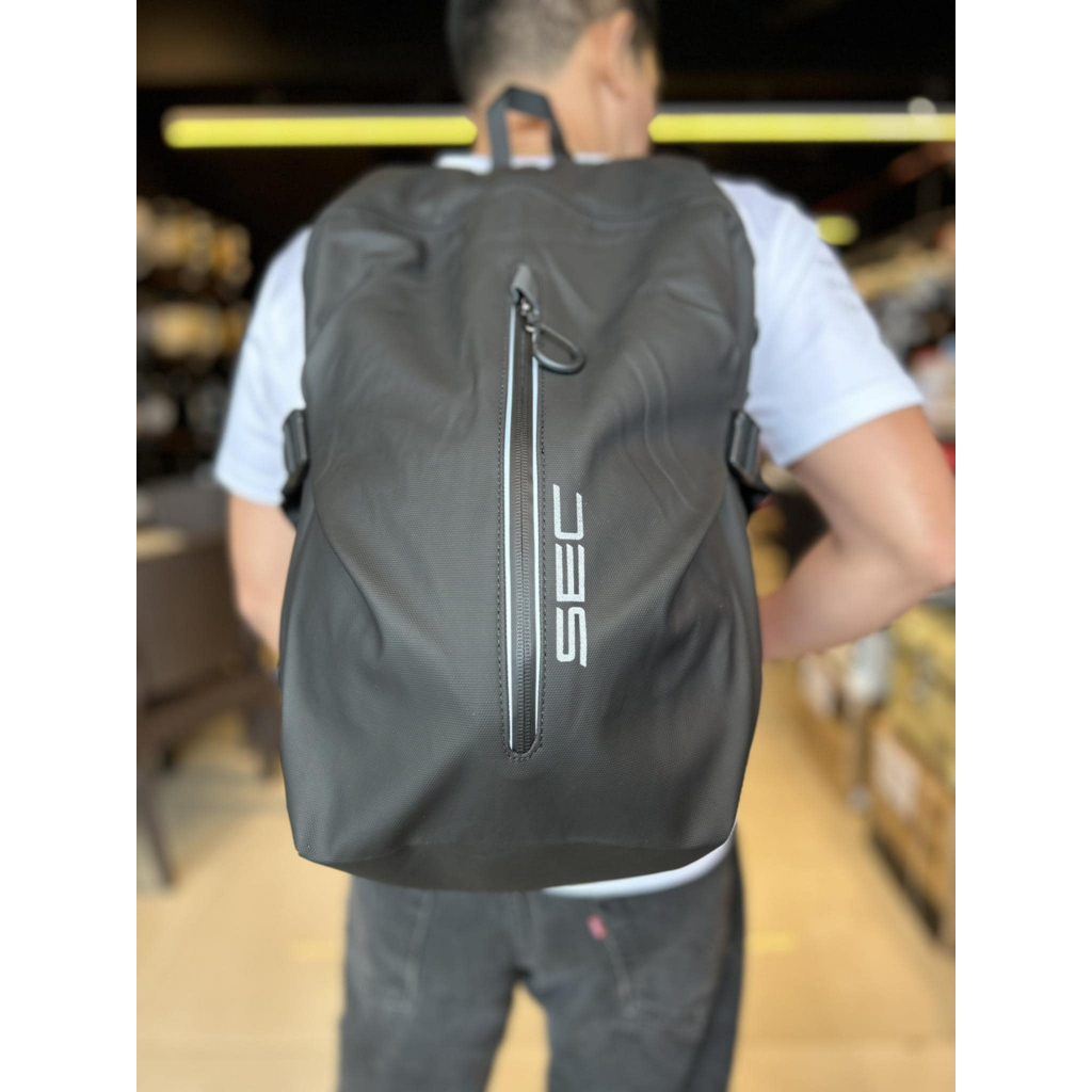 SEC TK-03 RIDER BACKPACK (HELMET BACKPACK) | Shopee Philippines