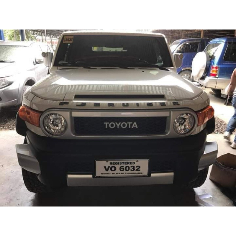 Hood emblem for Toyota Fj cruiser | Shopee Philippines