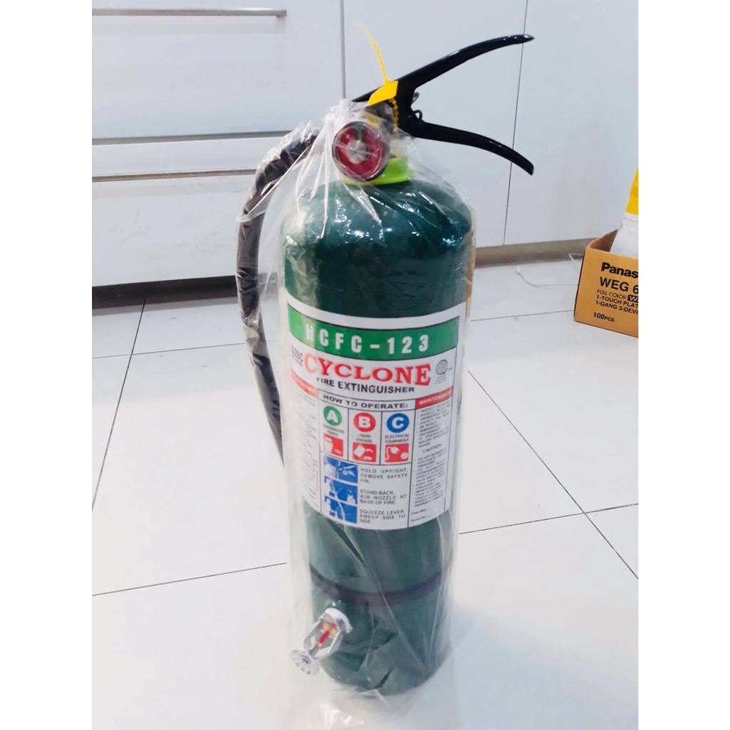 HCFC 10lbs Fire Extinguisher HCFC-123 10lbs FREE bracket CYCLONE ...