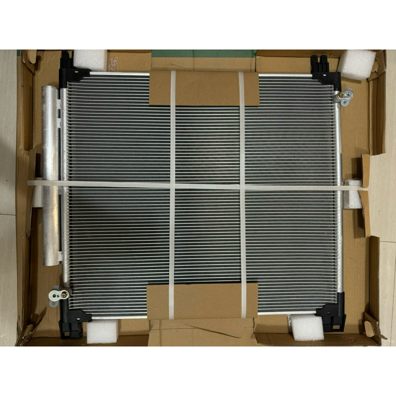 Toyota Hilux | Fortuner | Innova (2016+) - Condenser - Laminated ...