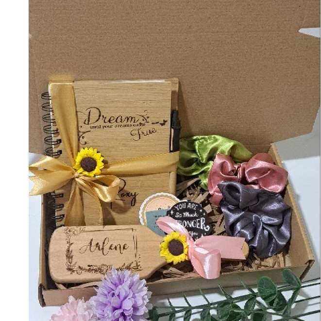 Personalised Notebook Gift Set with Box for gifts Souvenirs and ...