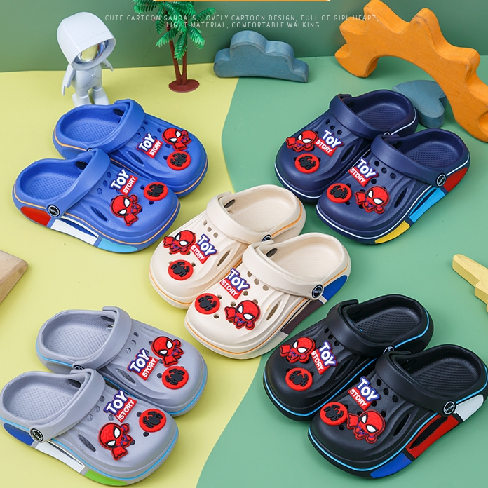 【𝐁𝐅𝐊】 Closs New Fashion Soft Breathable Clogs With Spiderman Jibbitz ...