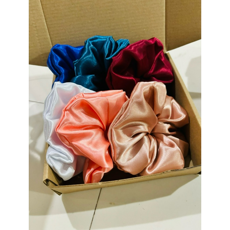 Free Liptint!! Satin Scrunchie Gift set 6pcs Medium Scrunchie | Shopee ...