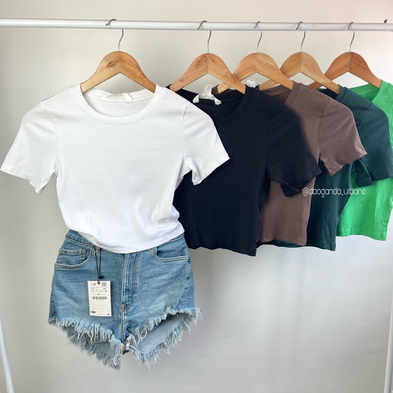 H&/M Basic Ribbed Top / (Pt. 1/2) Semi Crop Top Plain Shortsleeve for ...
