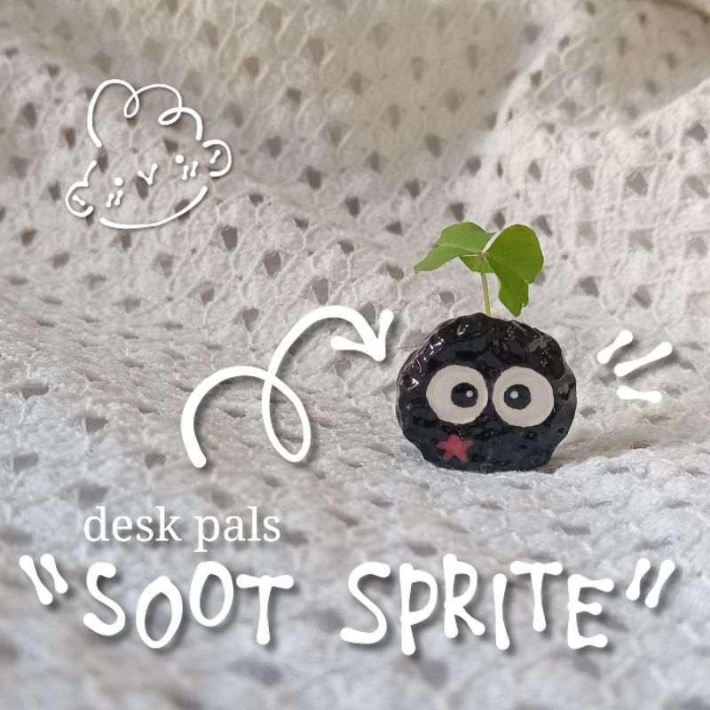 S O O T S P R I T E | S T U D I O G H I B L I Desk Pal | MIniature Desk ...