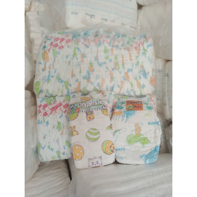 LQNY Drypers Wee Wee Dry Diapers 50's SUPER DRY UP TO 10HRS BABY ...