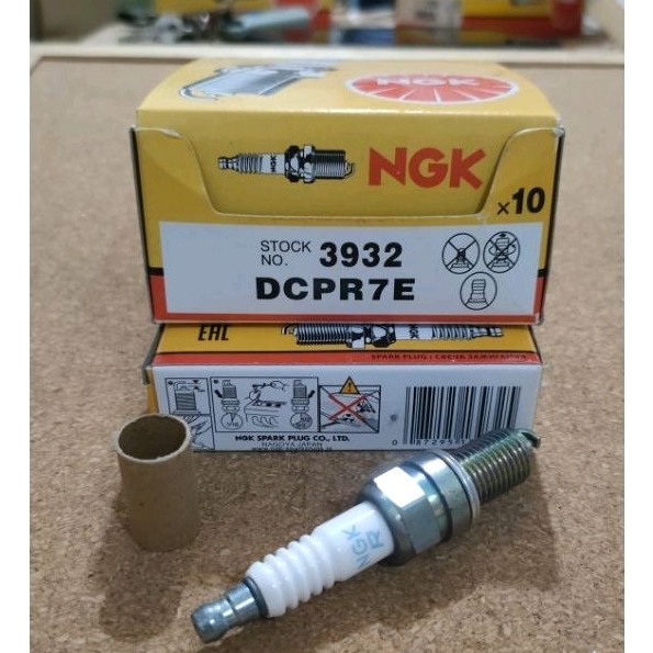 Spark Plug ( DCPR7E ) 3932 Suzuki Multicab F6A , Toyota Avanza | Shopee Philippines