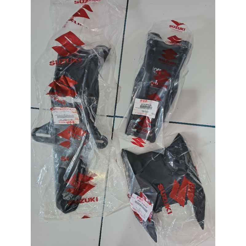 rear fender raider 150 fi set of 3 genuine (SGP). | Shopee Philippines
