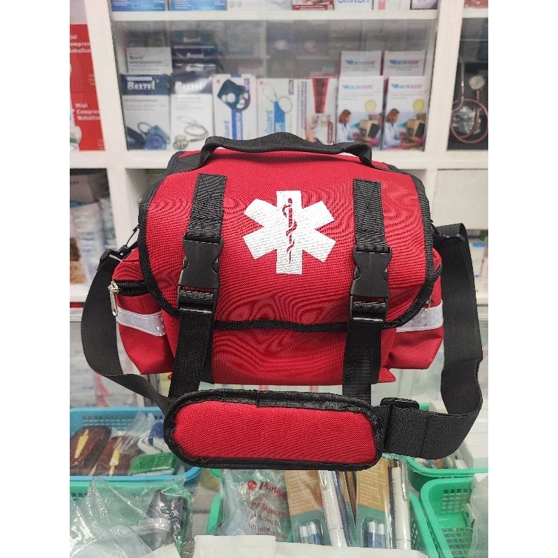 TRAUMA BAG SMALL, SIZE - RED (L33 x W20 x H20) FIRST AID KIT BAG ...