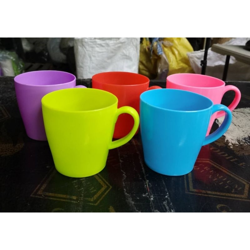 #975 Plastic Mug / Cups (12pcs./Dozen) | Shopee Philippines