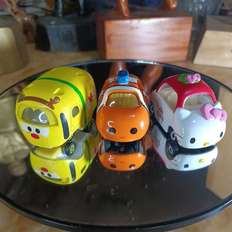 Tsum Tsum TOMICA DreamTomica Christmas Pluto Finding Nemo Hello Kitty ...