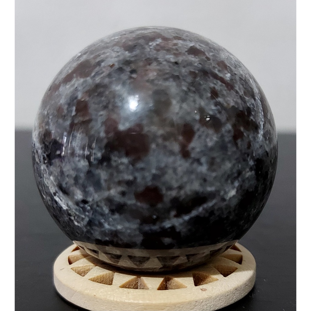 Yooperlite Crystal Sphere (40 MM) | Shopee Philippines