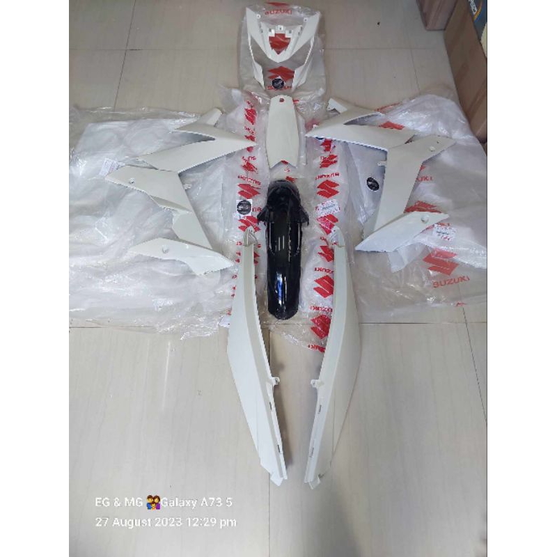 sgp raider150 Fi set cover ivorywhite(Geniune) original | Shopee ...
