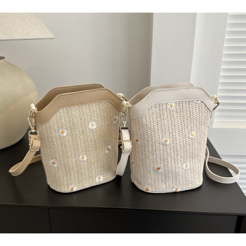AW 2024 popular woven fashion crossbody bag for women all-match bucket ...