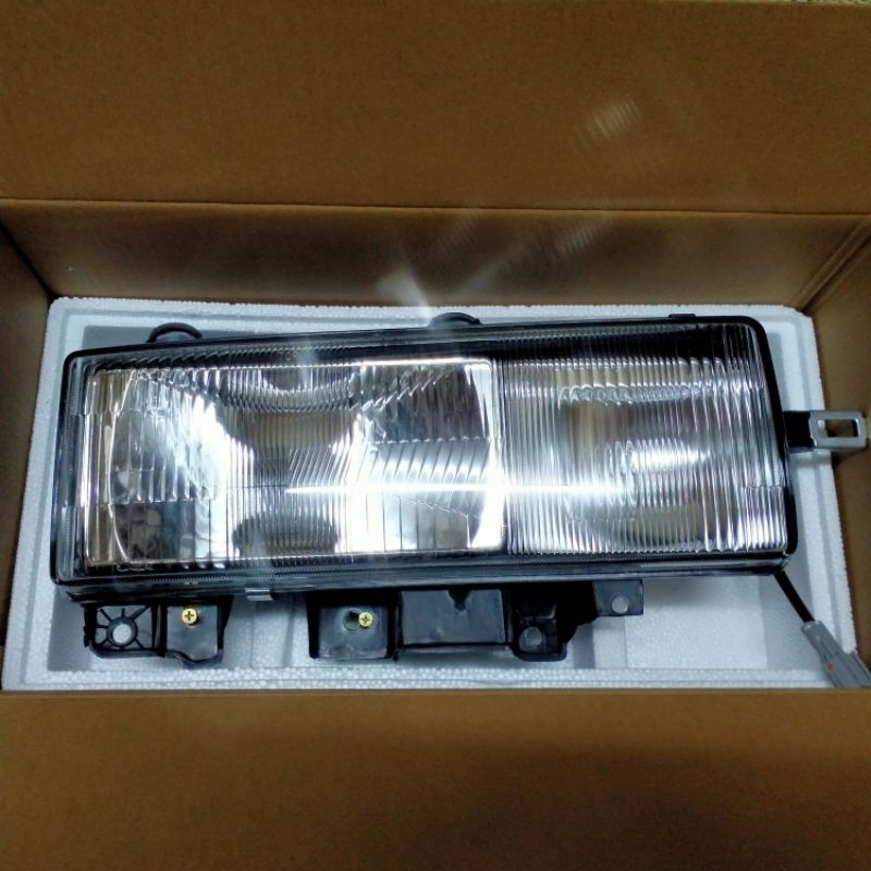Headlight assembly Isuzu NKR NPR Old Singkit | Shopee Philippines