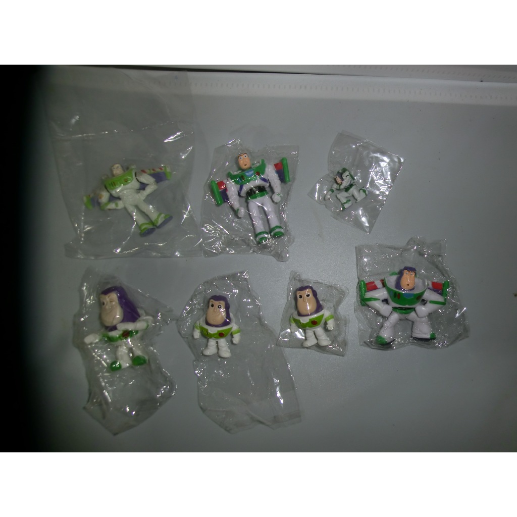E26 - Toy story - the buzz small figures - HK surplus | Shopee Philippines