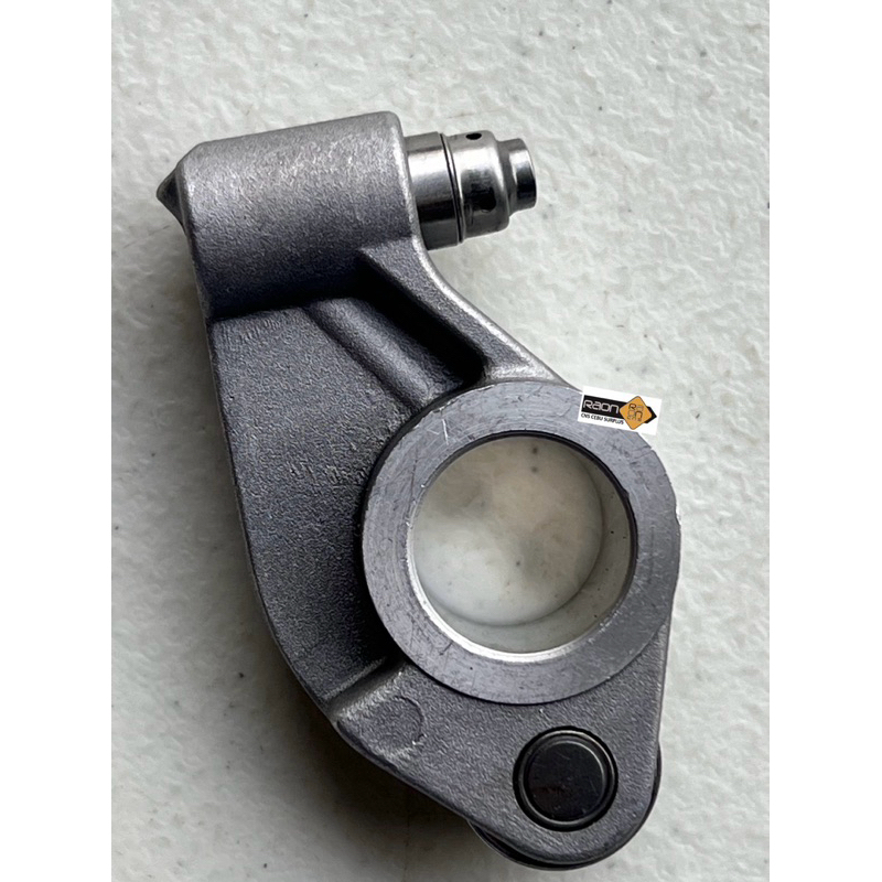 Rocker arm with tappets for Crdi J3 engine Kia Bongo 3 or Kia Carnival ...