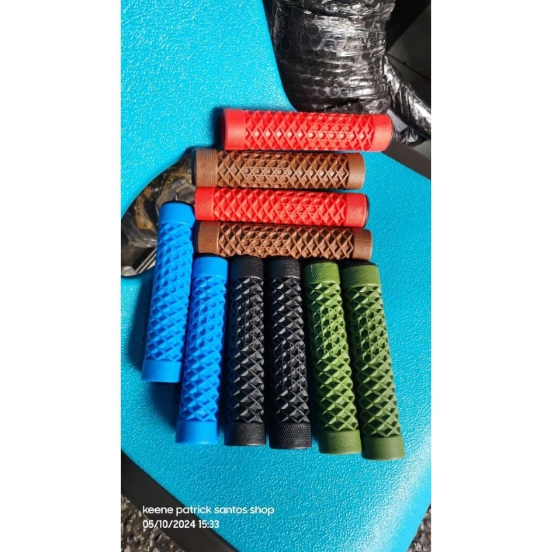 waffle handle grips 14cm long rubber with barend 160 to 200 pesos pair ...