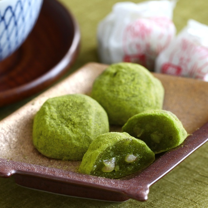 Uji green powdered tea small rice cake Uji-ko-mochi. Kyoto Souvenir ...