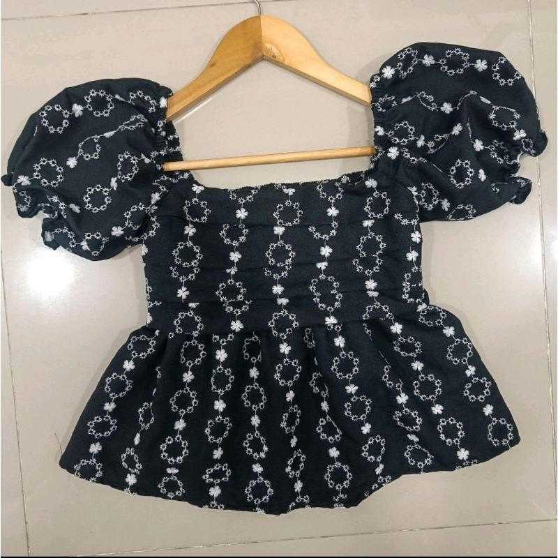 CG925 FLORA Puffsleeves Eyelet Top | Shopee Philippines