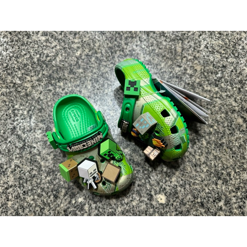 Crocs Classic Kids | Minecraft Edition | Clogs | Sandals | Boy | Girl ...