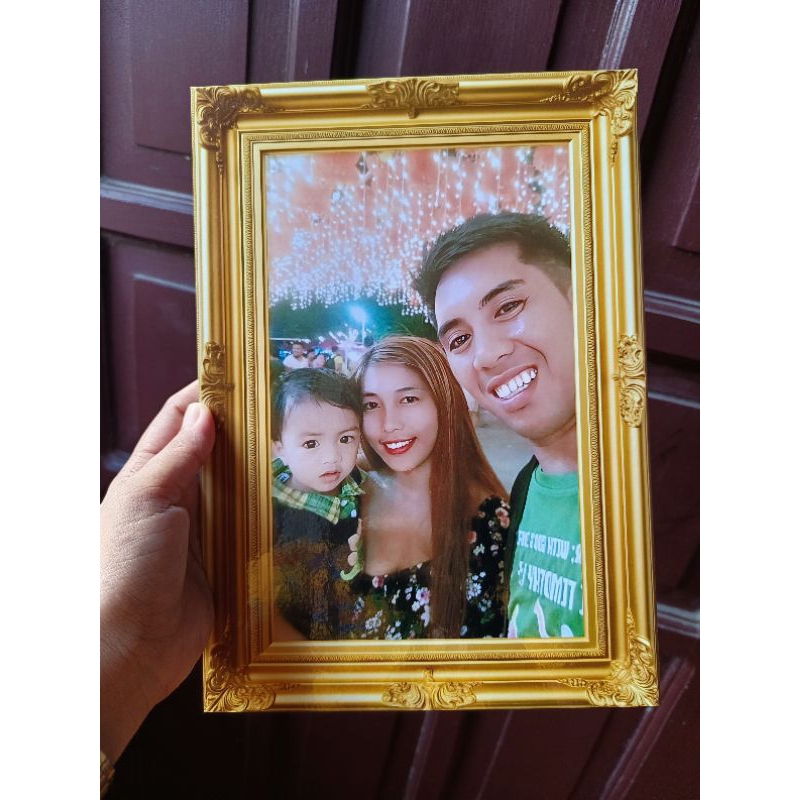 Photo frame in SINTRA- gold frame design | Shopee Philippines
