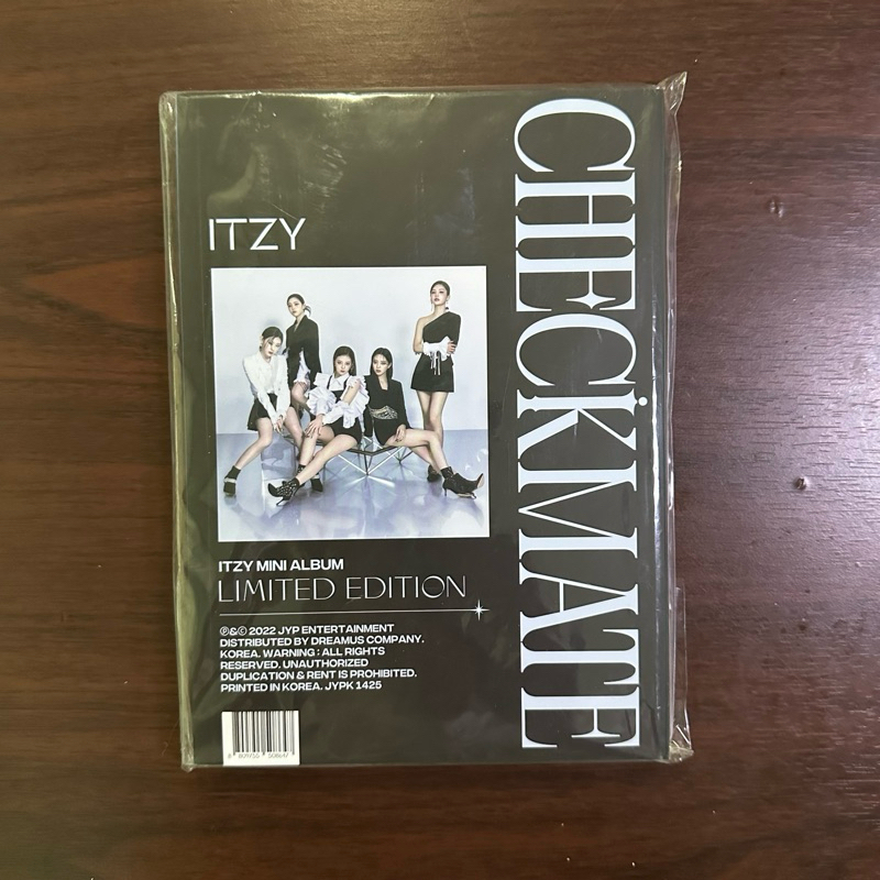 Itzy Checkmate Limited Edition (Unsealed) | Shopee Philippines