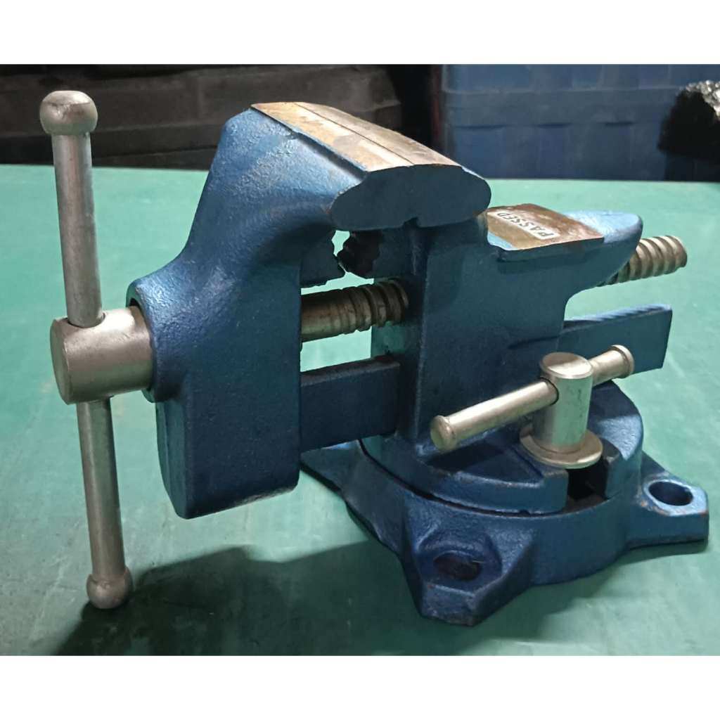 Japan Surplus Branded Mini Bench Vise 3" w/ Anvil Heavy Duty Good ...