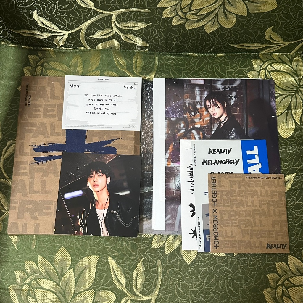 OFFICIAL TXT THE NAME CHAPTER: FREEFALL REALITY UNSEALED BEOMGYU ...