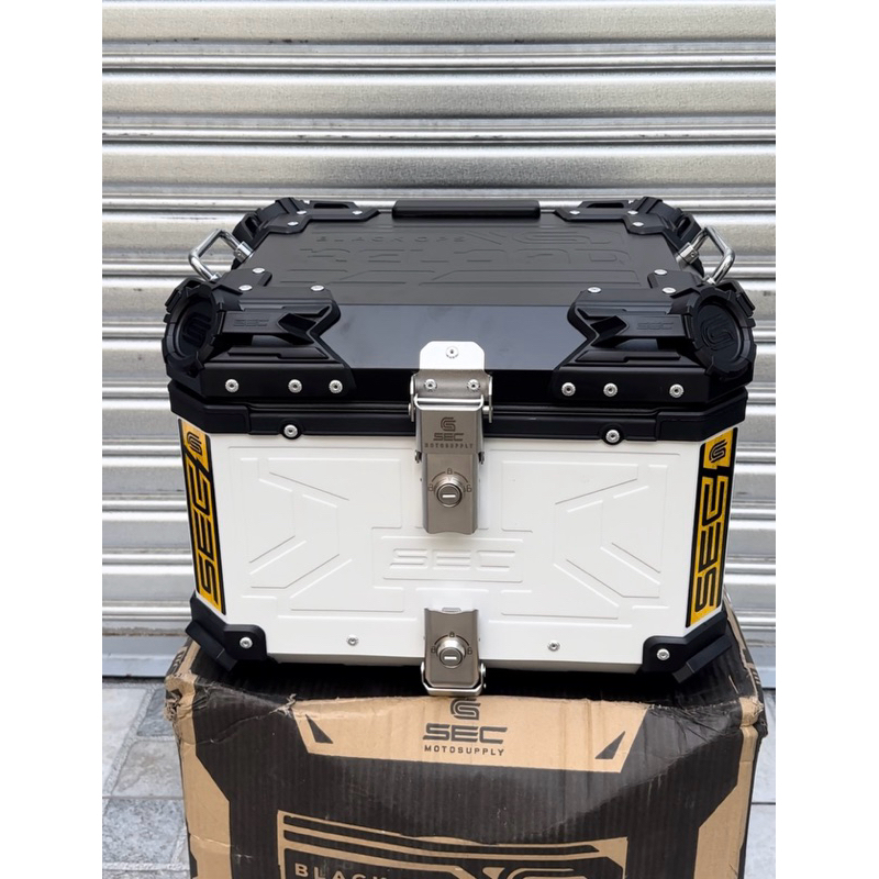 SEC 45L White Alloy Top Box with Backrest and Baseplate (Universal Top ...