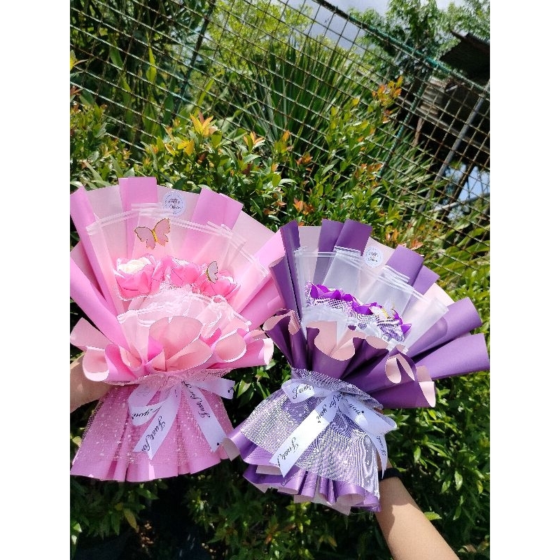 3 STEM SATIN ROSE BOUQUET | Shopee Philippines