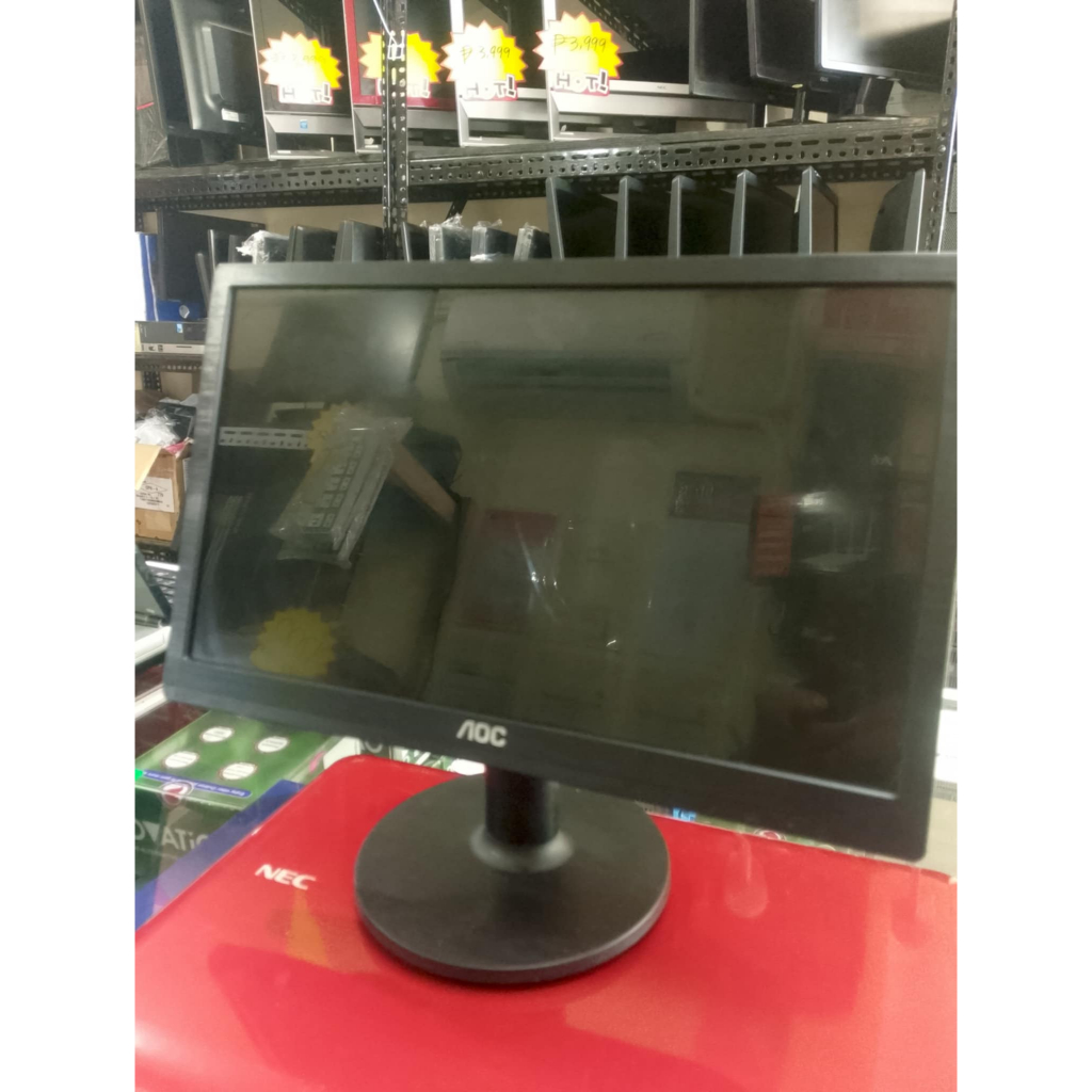 15.6 LED MONITOR AOC AND BENQ | Shopee Philippines