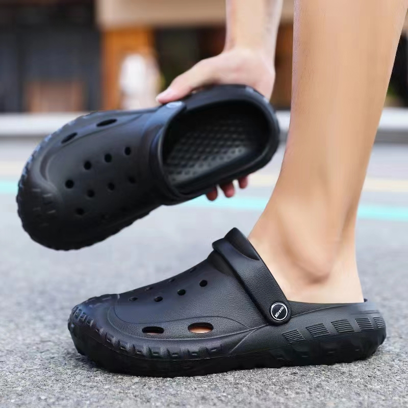 The new men's and women's sandals are all season outdoor sports casual ...