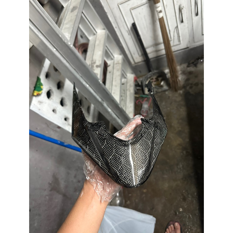 Orig Carbon Visor & compartment cover / tail light cover raider 150 fi ...