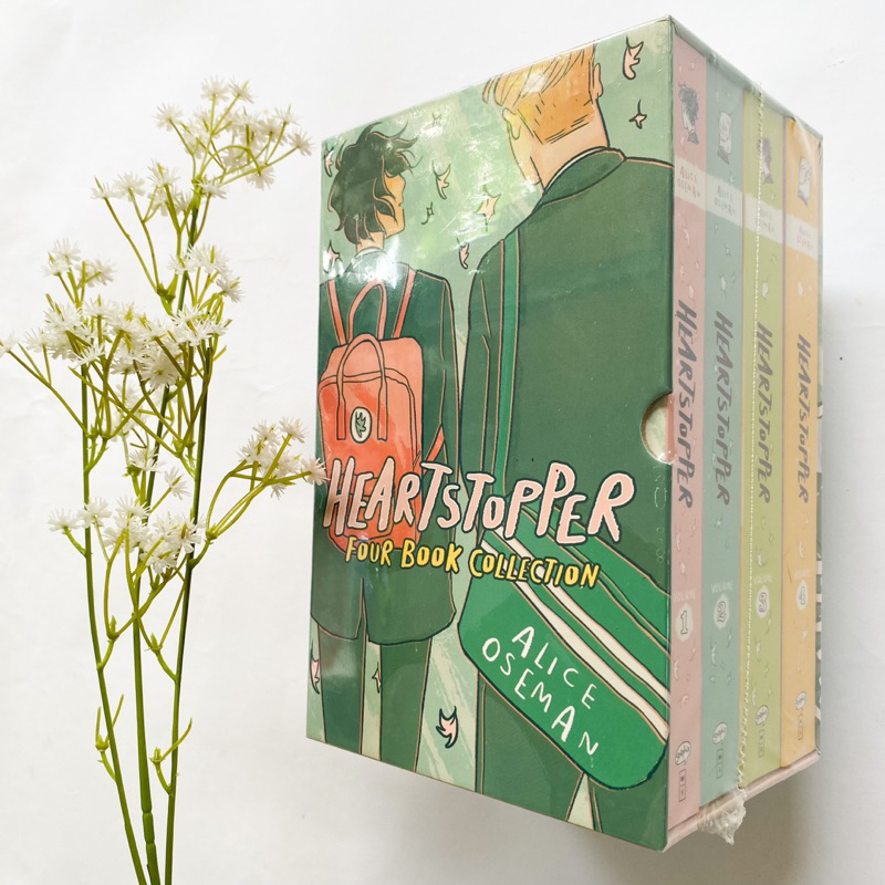Heartstopper Boxset Volumes 1-4 (ORIGINAL US COPY) by Alice Oseman ...