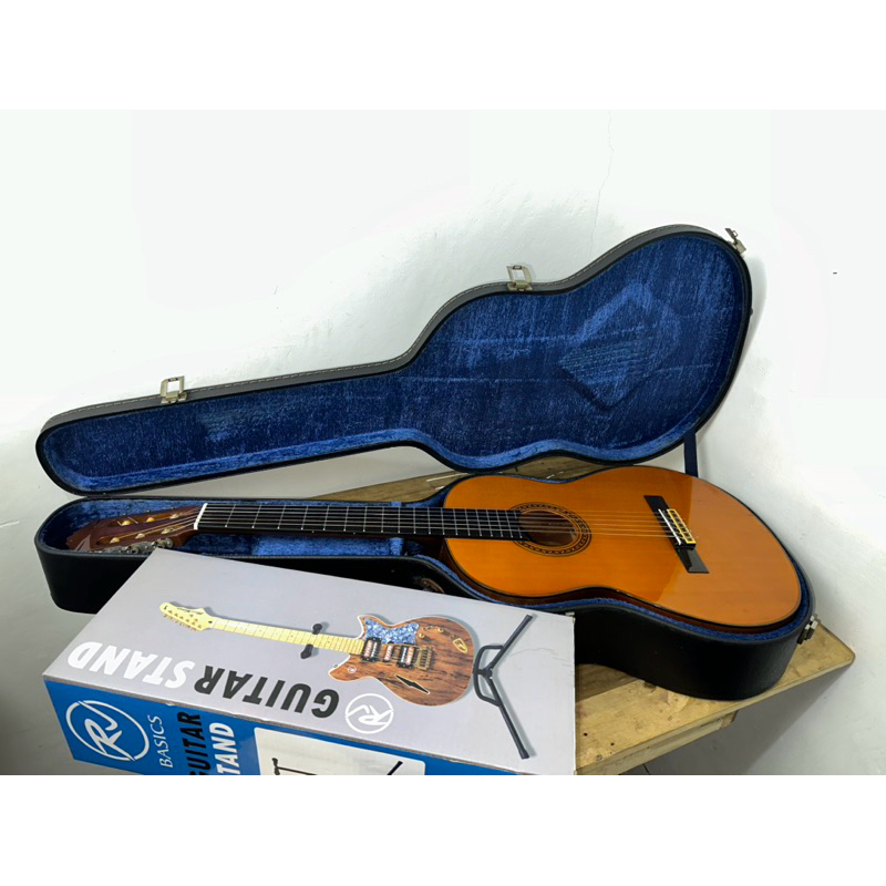 Vintage Yamaha CG-120A Classical Guitar Made in Taiwan, (Year 1991-2000) | Shopee Philippines