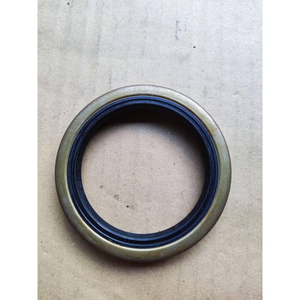 Oil Seal Transmission for Isuzu (68-90-12) | Shopee Philippines