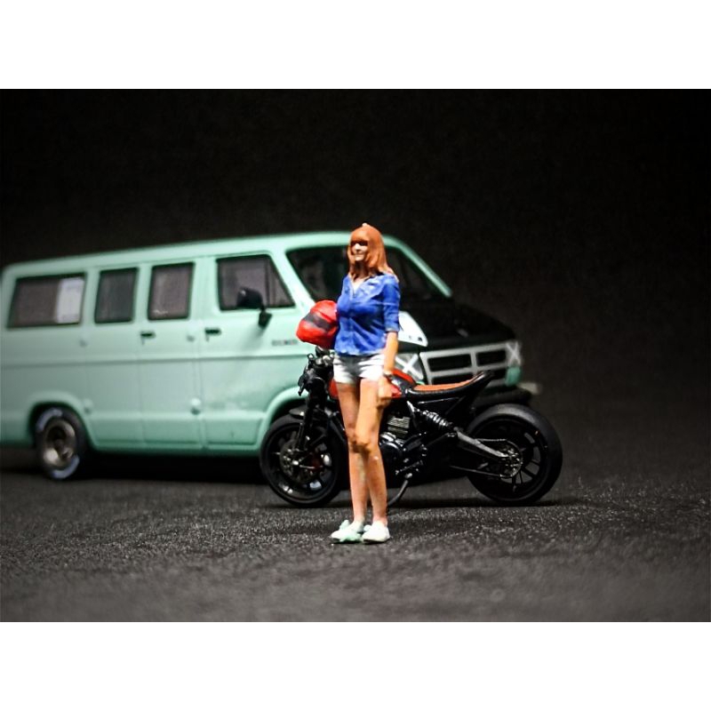 1:64 True Detailed Scale Girl with Holding helmet Mini Figure | Shopee ...