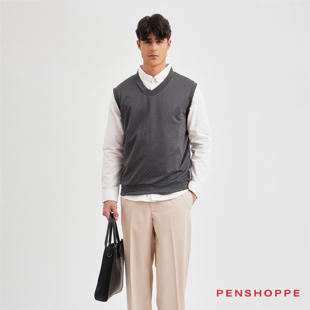 Penshoppe Relaxed Fit Jacquard Knit Checkered Vest For Men (Black ... Penshoppe Relaxed Fit Jacquard Knit Checkered Vest For Men (Black ...