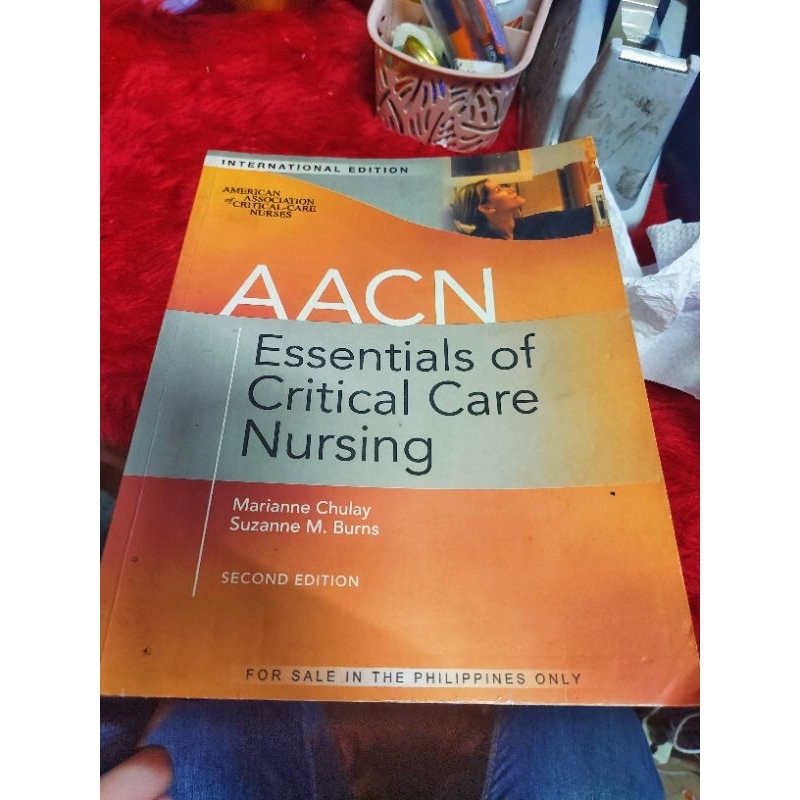 AACN essential of critical care nursing second edition | Shopee Philippines