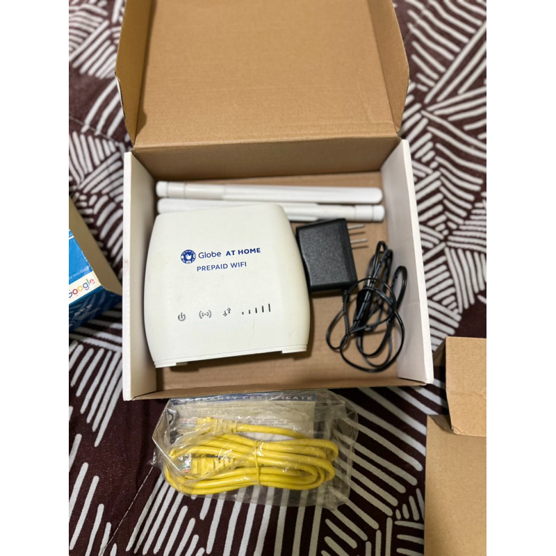 Preloved items Globe Modem Router Model ZLT S10G | Shopee Philippines