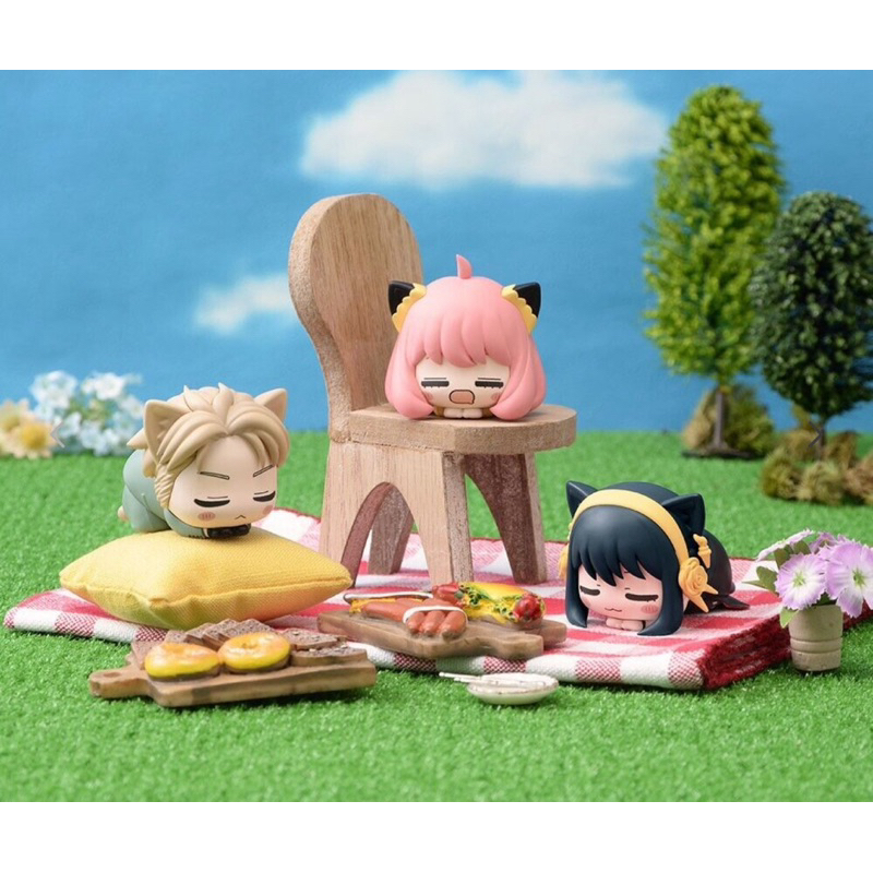 Spy x Family Ohiruneko Chibi Collectible Figure Set by Sega - Loid, Yor ...